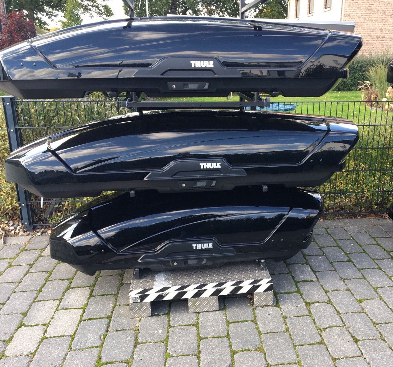 Dachboxen und Fahrradträger in Hamburg leihen - Dachbox Mieten 24